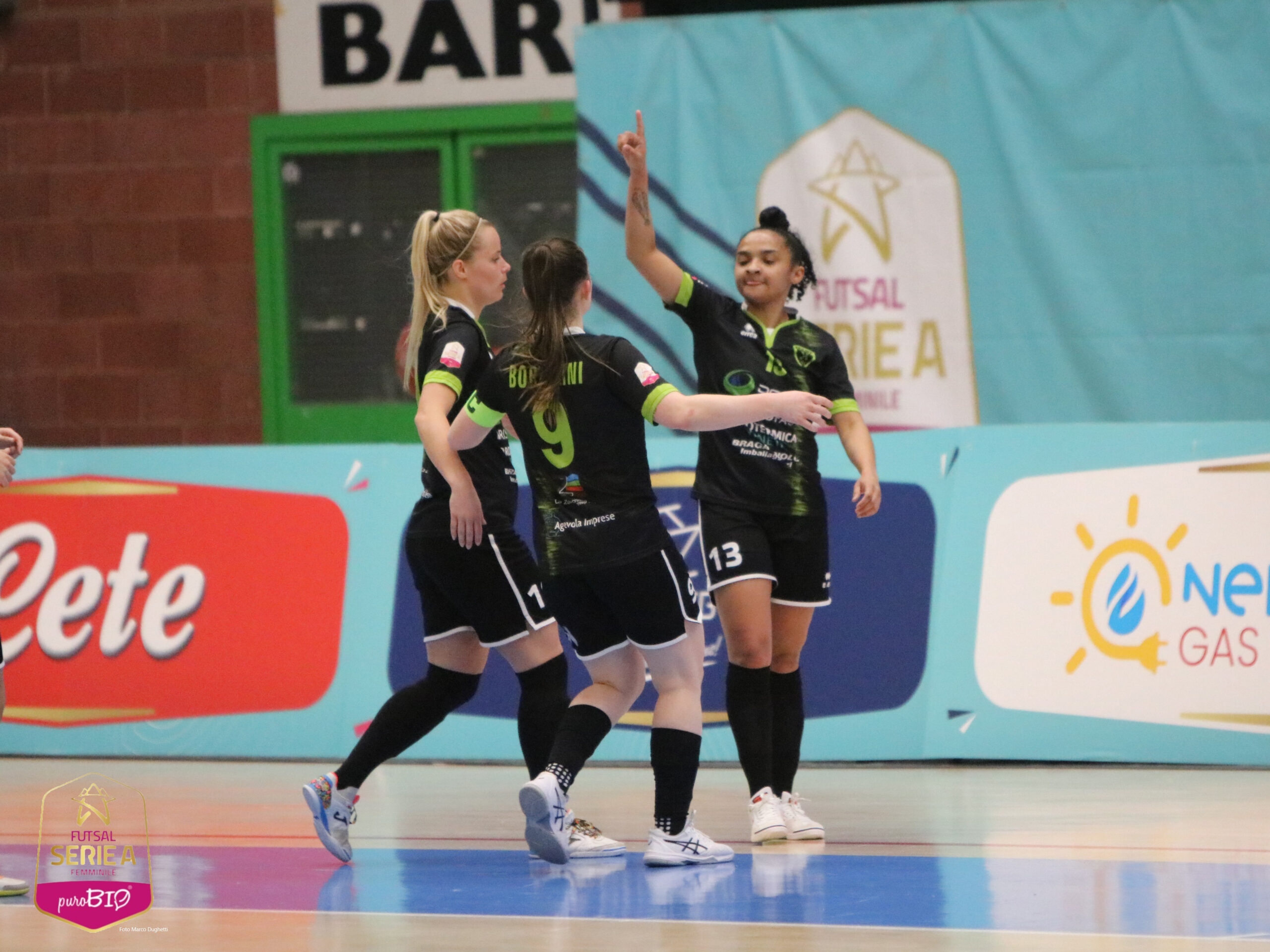 Pescara sbanca Giovinazzo: vittoria e vetta. SkyMatch (con 14 gol) al Kick Off. Irpinia, tre ...